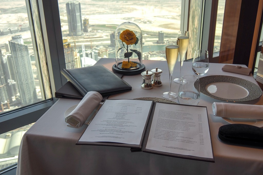 Lunch at the highest restaurant in the world – Carrots and Tigers