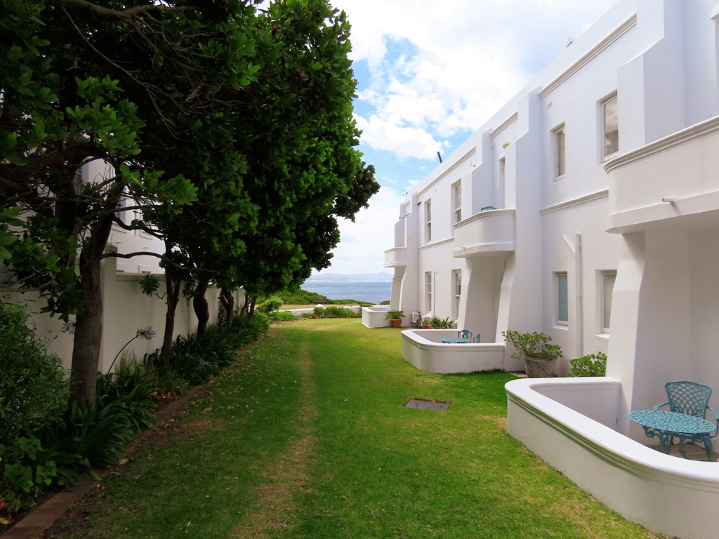 A blissful seaside stay at The Marine, Hermanus – Carrots and Tigers