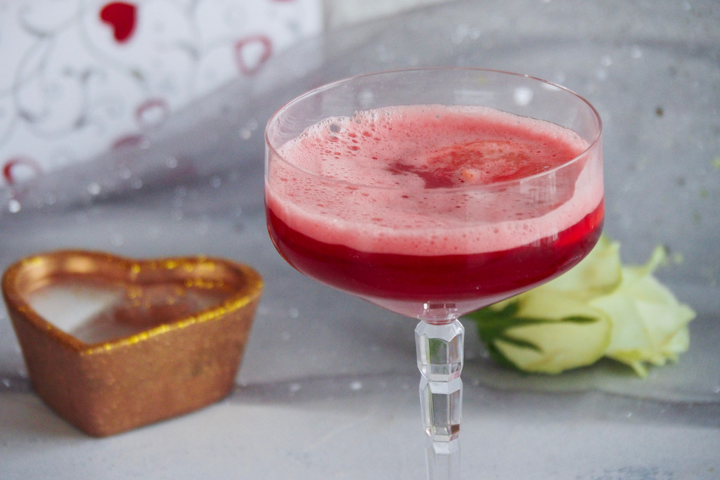 Easy-peasy pink cocktails to impress your Valentine – Carrots and Tigers