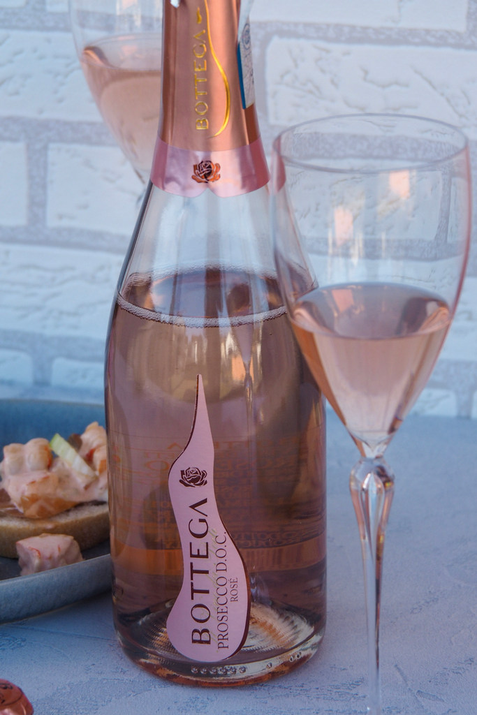 Sip the new Rosé Prosecco for a fresh take on the world’s favourite ...