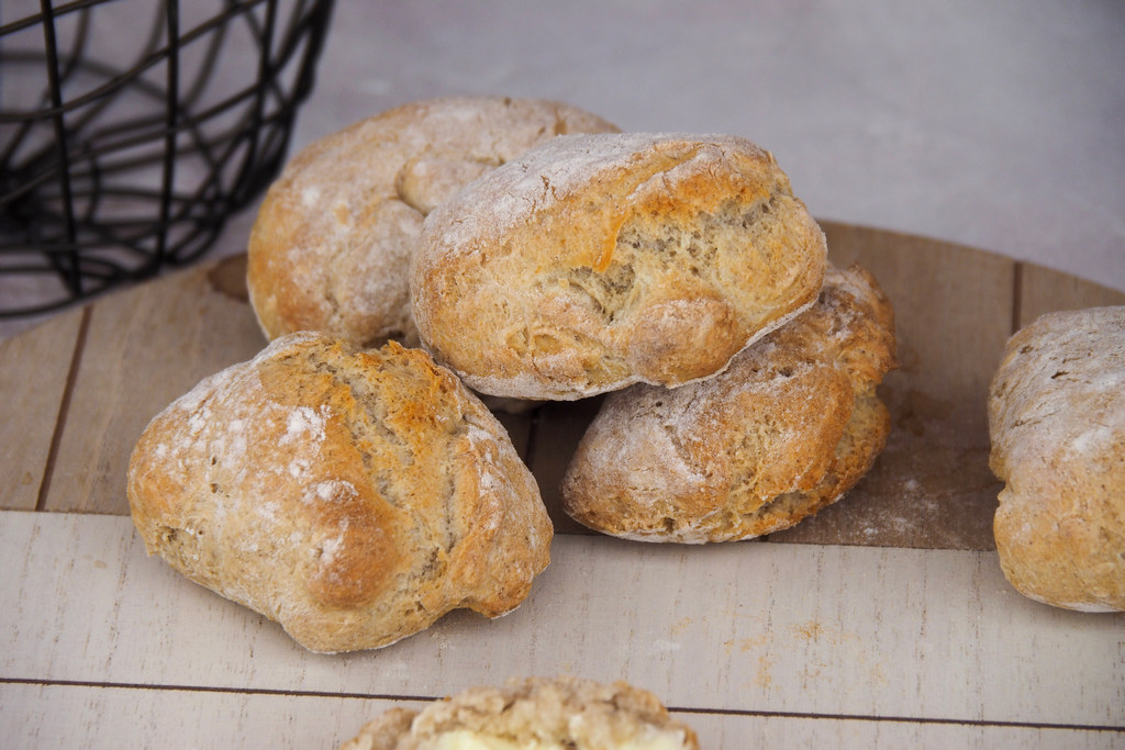 Bürli | The quick and easy Swiss breakfast bread you will want to ...