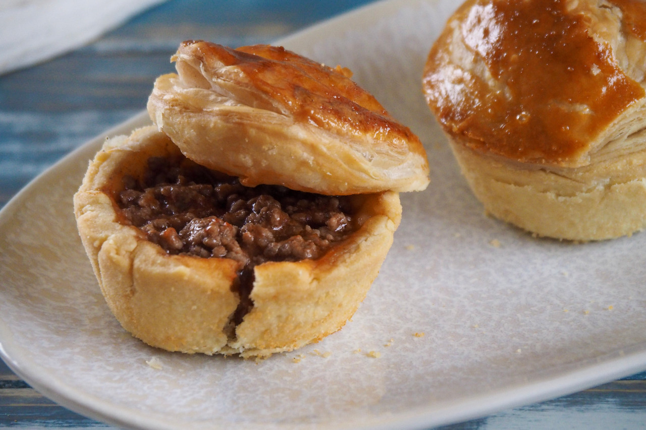 The Perfect Australia Day Pairing: Coriole Redstone Shiraz And A ...