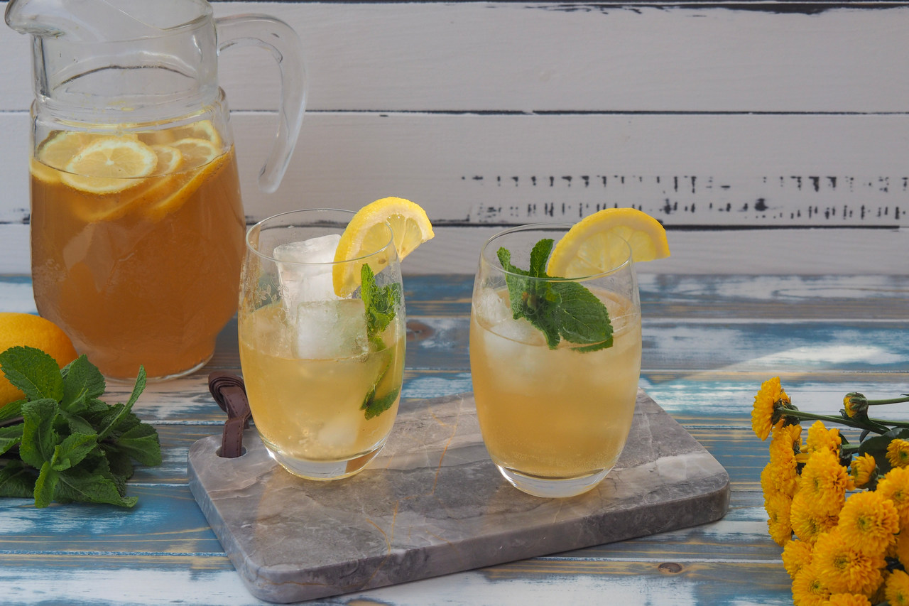 Kentucky Lemonade: A Refreshing Bourbon Cocktail To Try – Carrots and ...