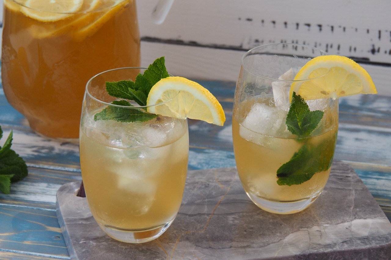 Kentucky Lemonade: A Refreshing Bourbon Cocktail To Try – Carrots and ...