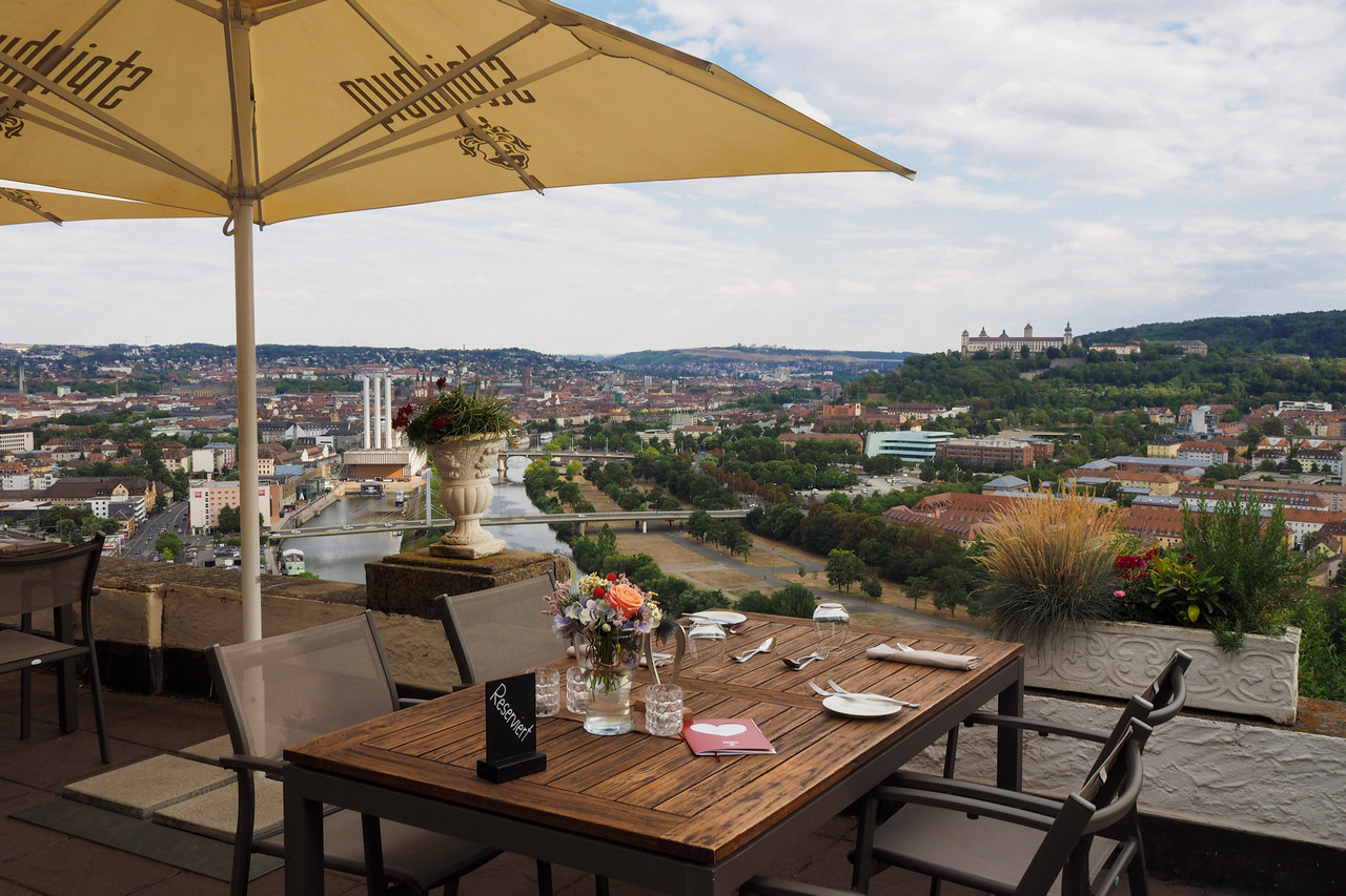 Steinburg Castle Hotel, Würzburg – Carrots and Tigers
