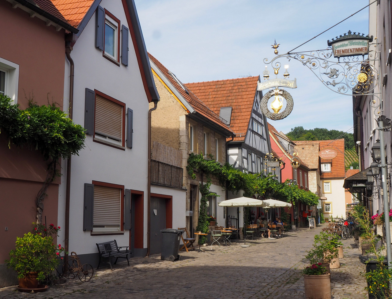 Get to know the little wine towns in Franken Wine Region: The Würzburg ...