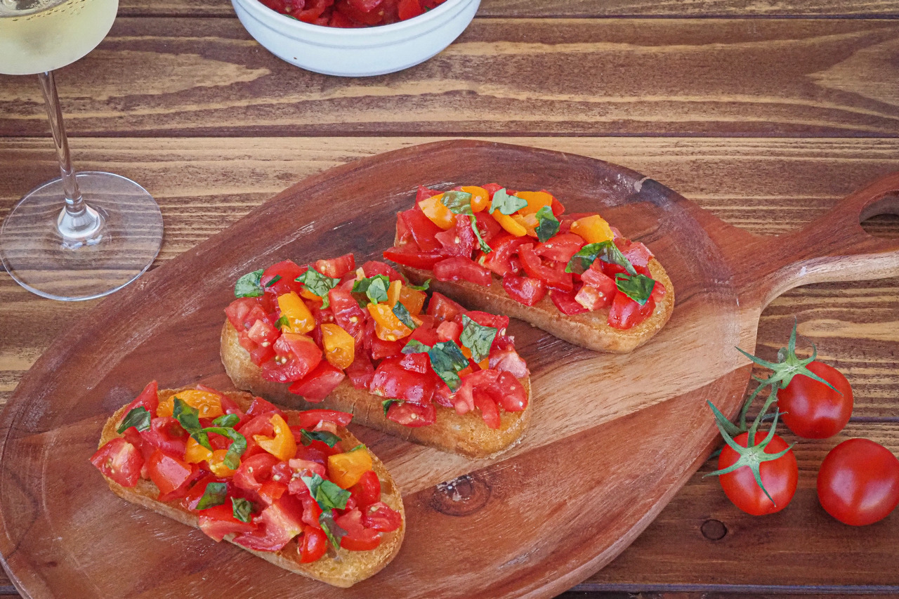 This delicious Italian appetizer is the perfect easy and refreshing ...