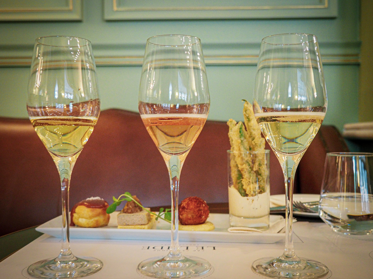 Celebrating Cap Classique sparkling wine from South Africa: A beginner ...