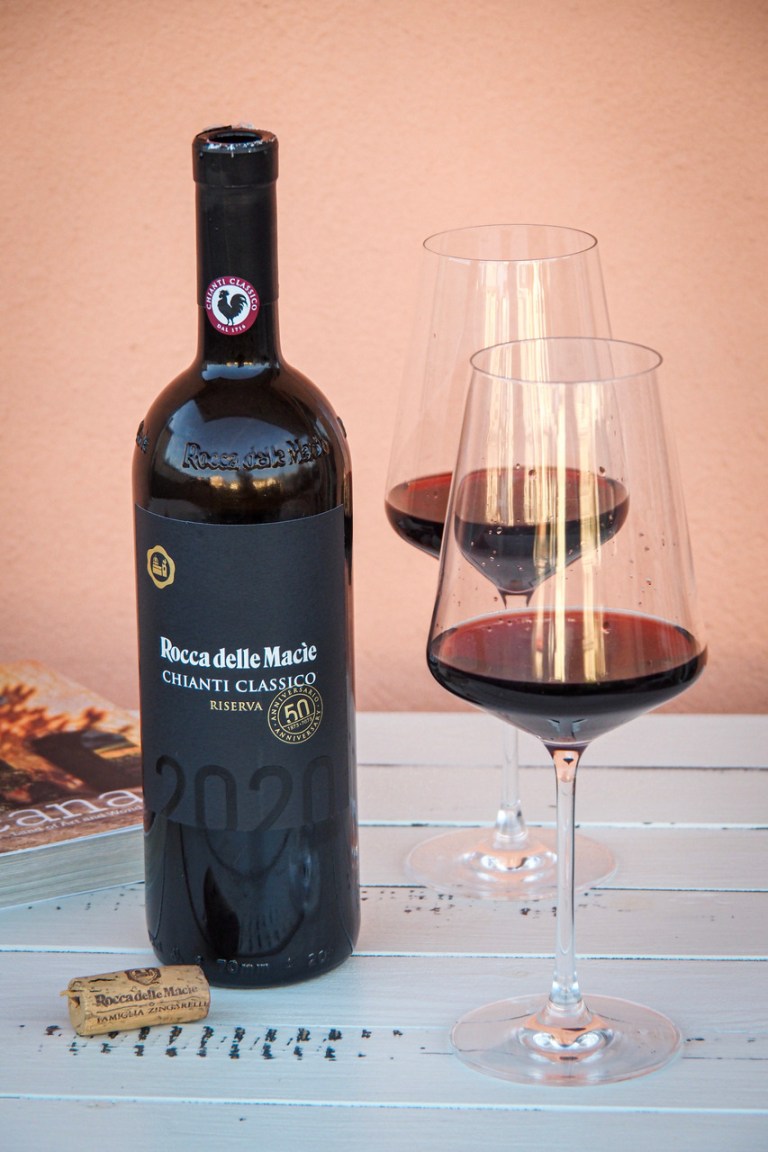 Understanding the difference between Chianti and Chianti Classico wine ...