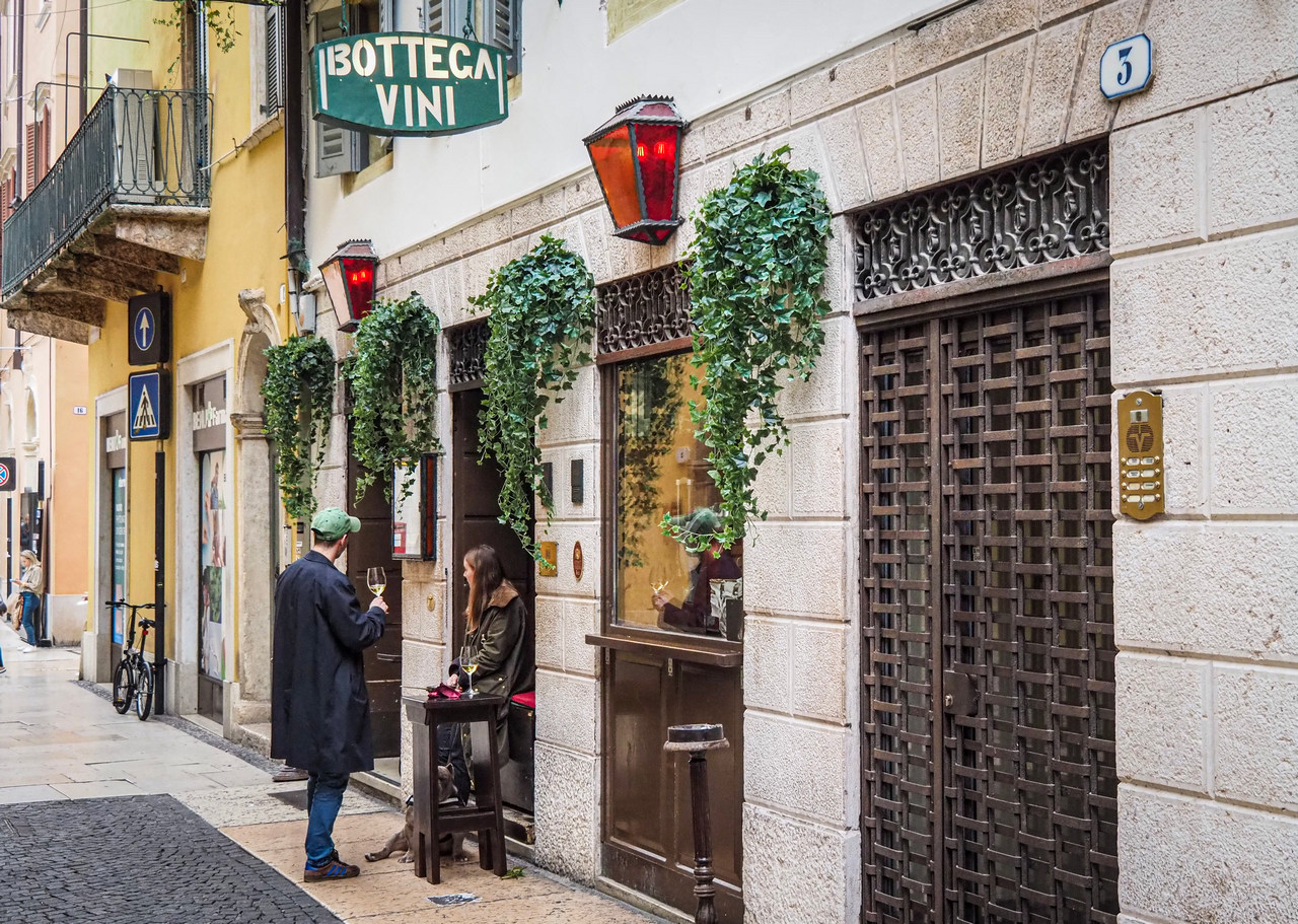 A foodie’s guide to the historic city of Verona: The best restaurants ...